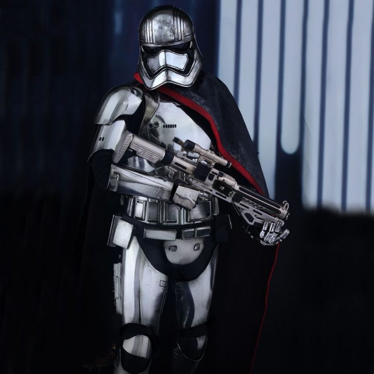 Captain Phasma Costume - Star Wars Fancy Dress