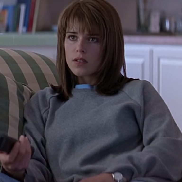 Sidney Prescott Costume - Scream Fancy Dress Cosplay