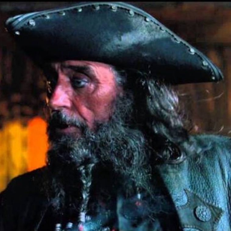 Blackbeard Costume - Fancy Dress Ideas