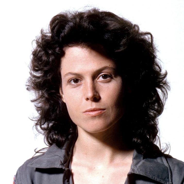 Ellen Ripley Costume - Alien Fancy Dress and Cosplay