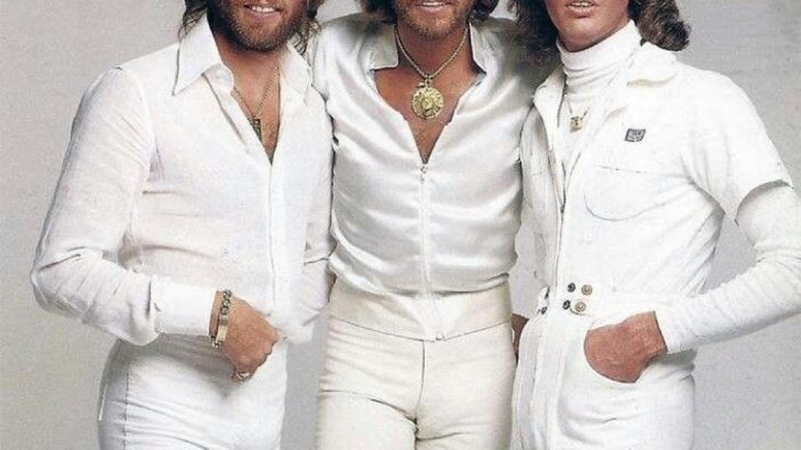 Pam Beesly Costume - Dress Like Pam Beesly - Pam Halpert Costume