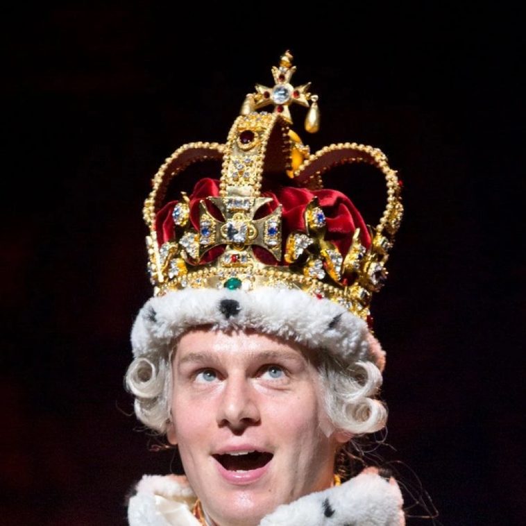 King George Costume - Historic Royal Fancy Dress Ideas