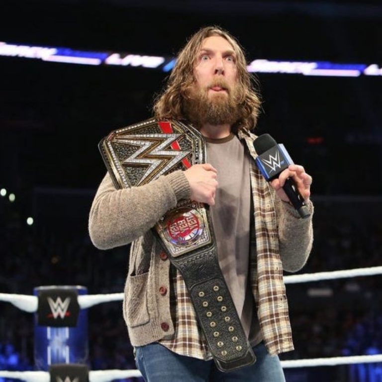 Daniel Bryan Costume - Wrestler Fancy Dress Ideas