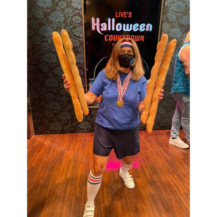 Breadwinner Costume - Easy Last Minute Fancy Dress Ideas